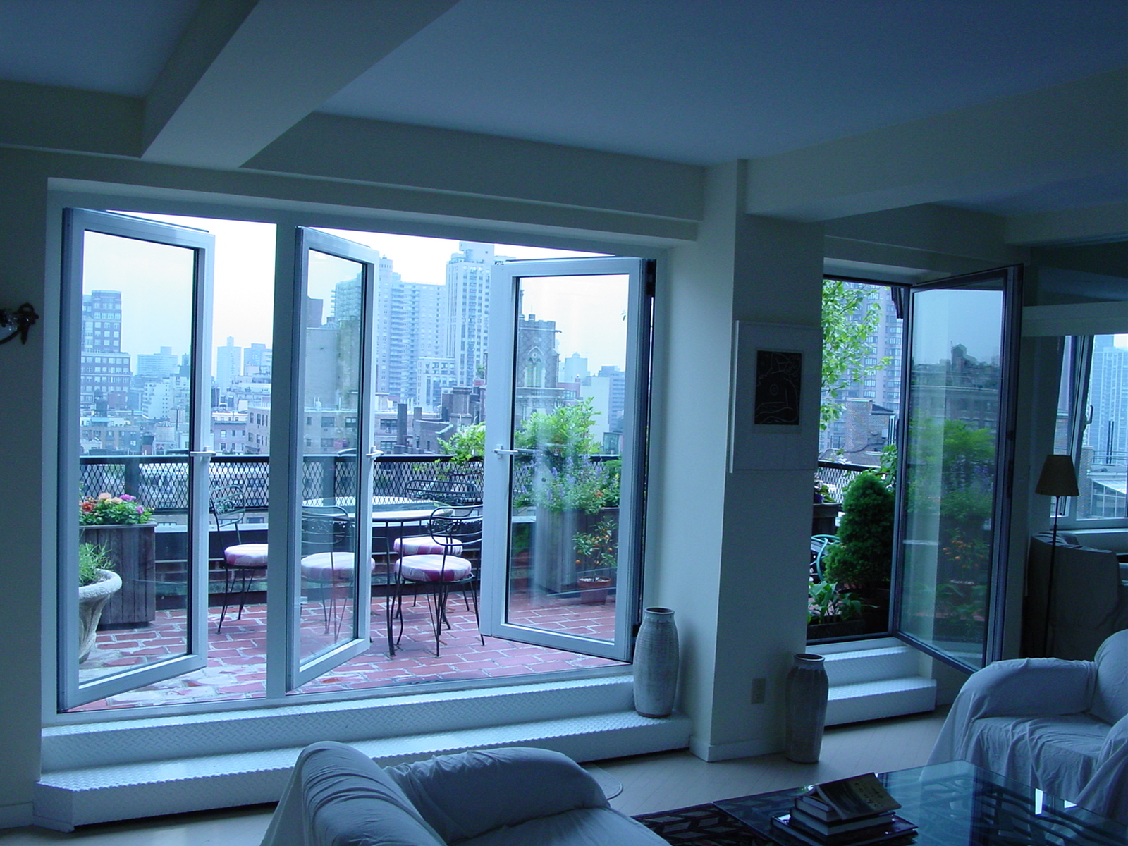 PROJECTS | Benra & Dual Tilt Windows & Doors